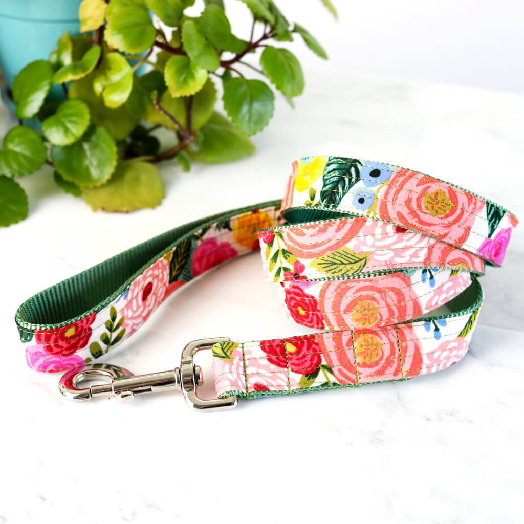 Mimi Green Dog Leash - All Voile Styles | Florals, Plaids, & More