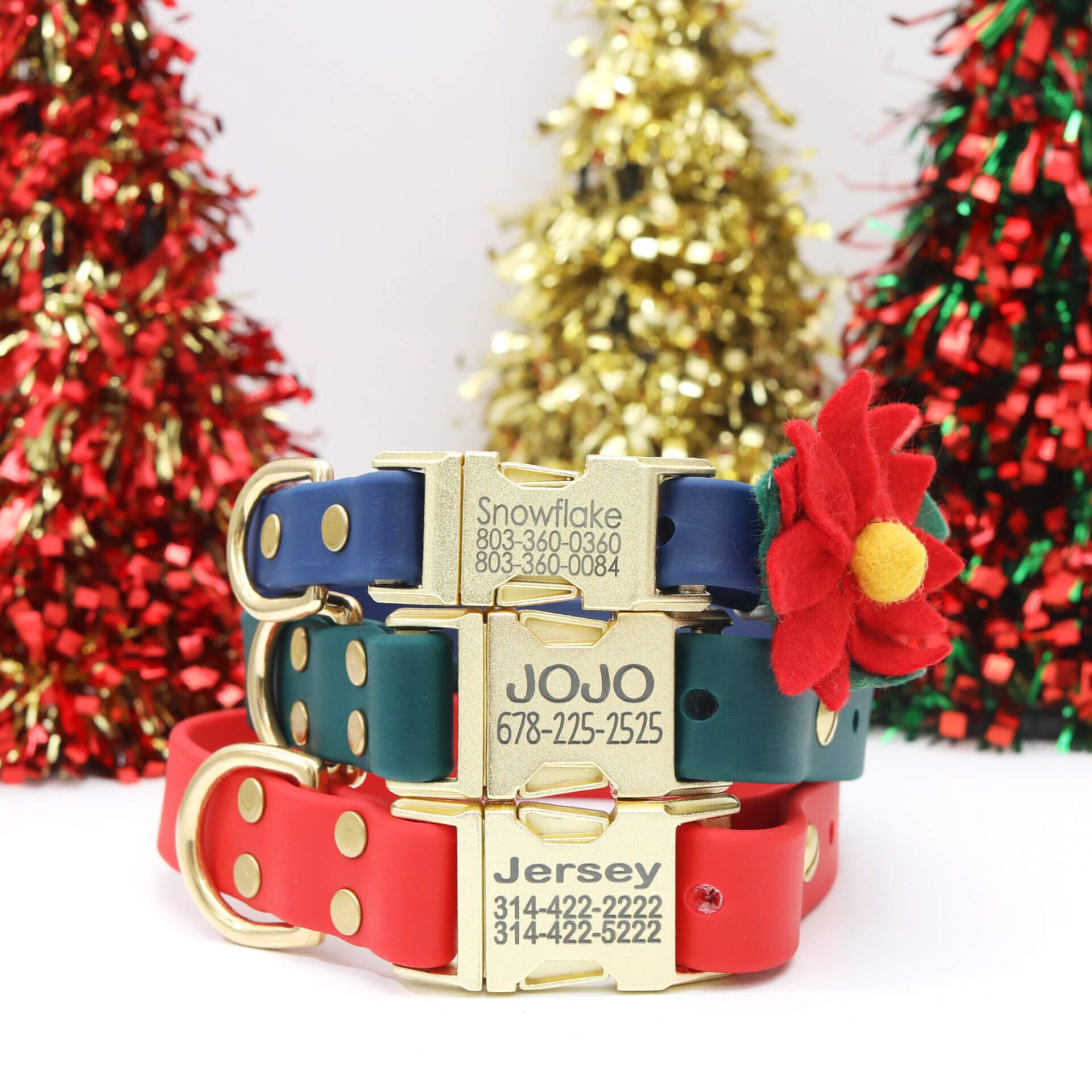 Christmas Dog Collars, Leashes, Bows & Accessories