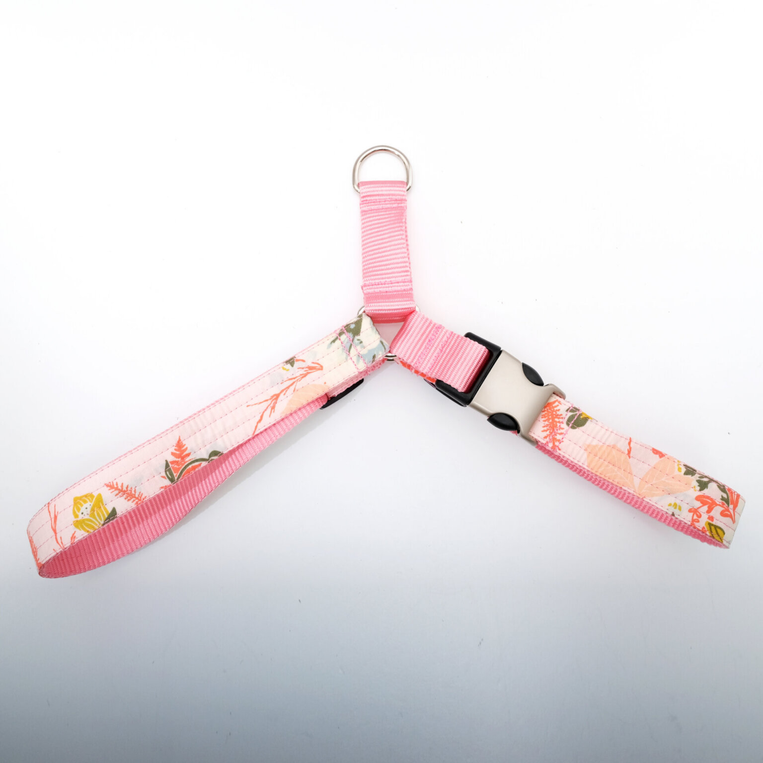 Personalized & Custom Dog Harnesses - Shop 100s of Styles
